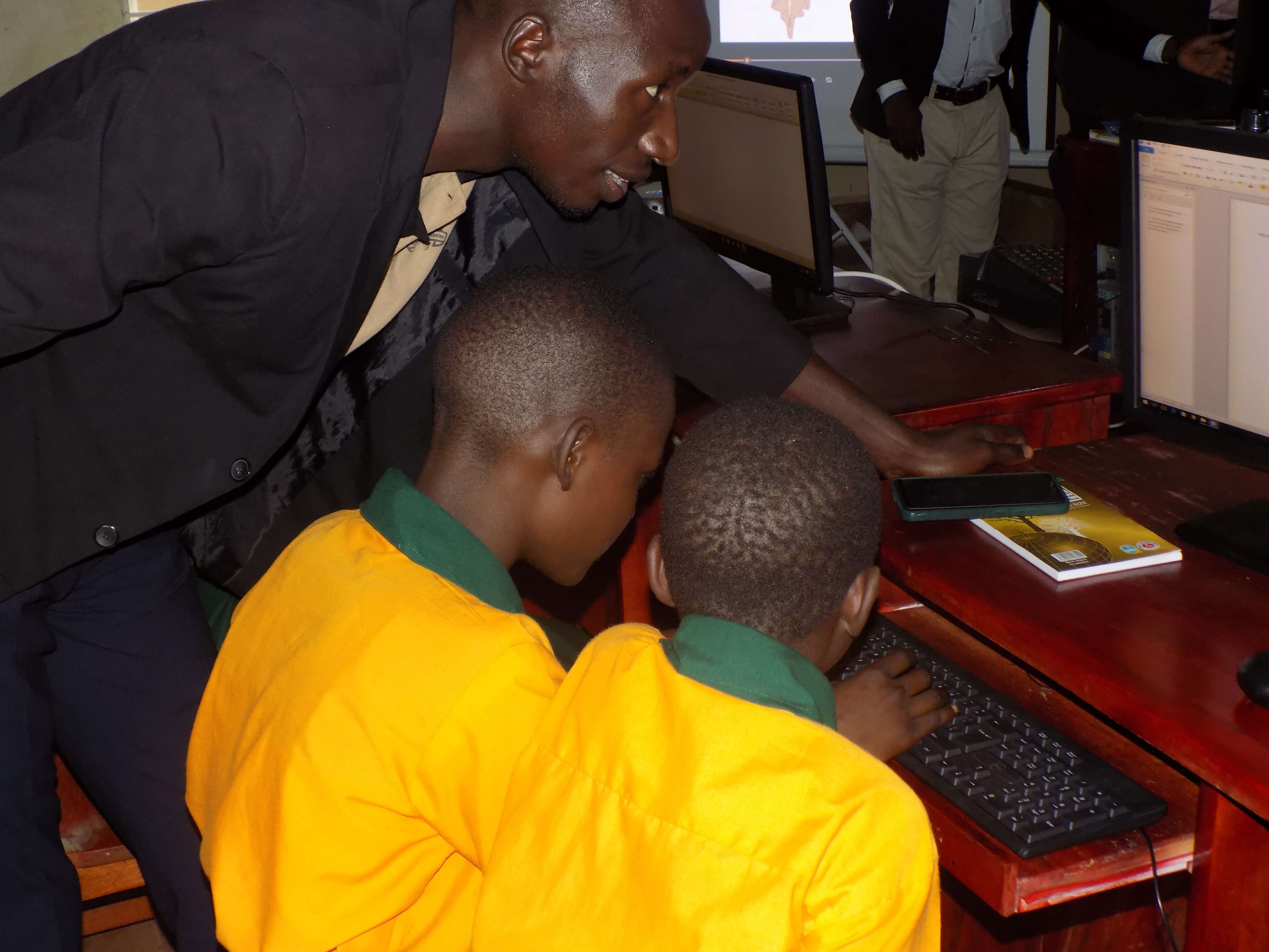 Science Teachers Initiative | Introducing Practical Science Education